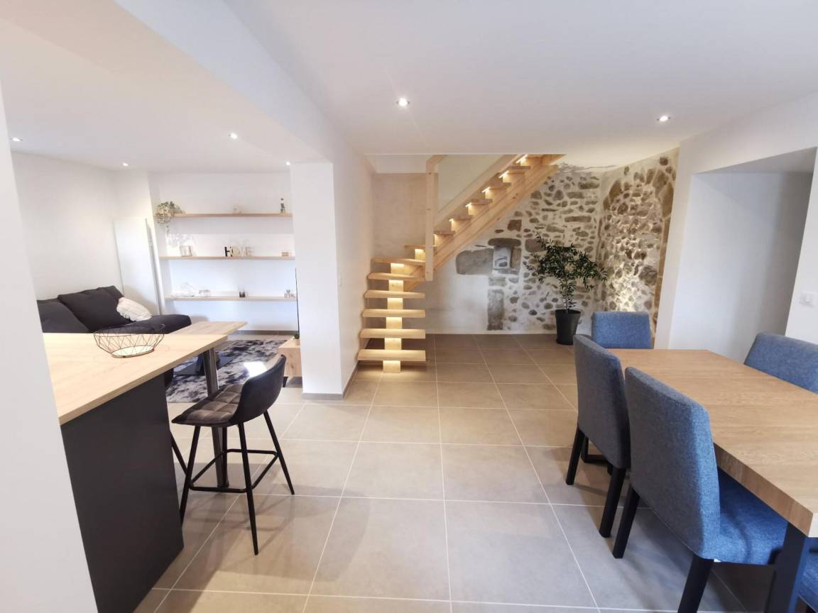 86 M² Appartement ∙ 3 Chambres ∙ 6 Personnes - Seyssel