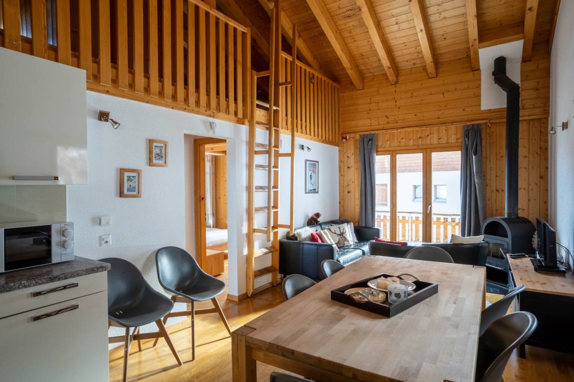 65 M² Chalet ∙ 3 Schlafzimmer ∙ 8 Gäste - Schweiz