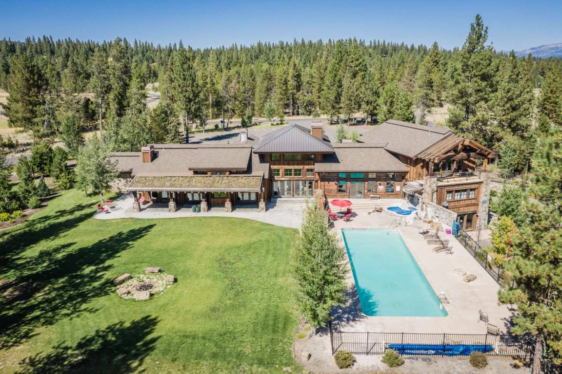 260 M² House ∙ 3 Bedrooms ∙ 8 Guests - Lake Cascade, ID