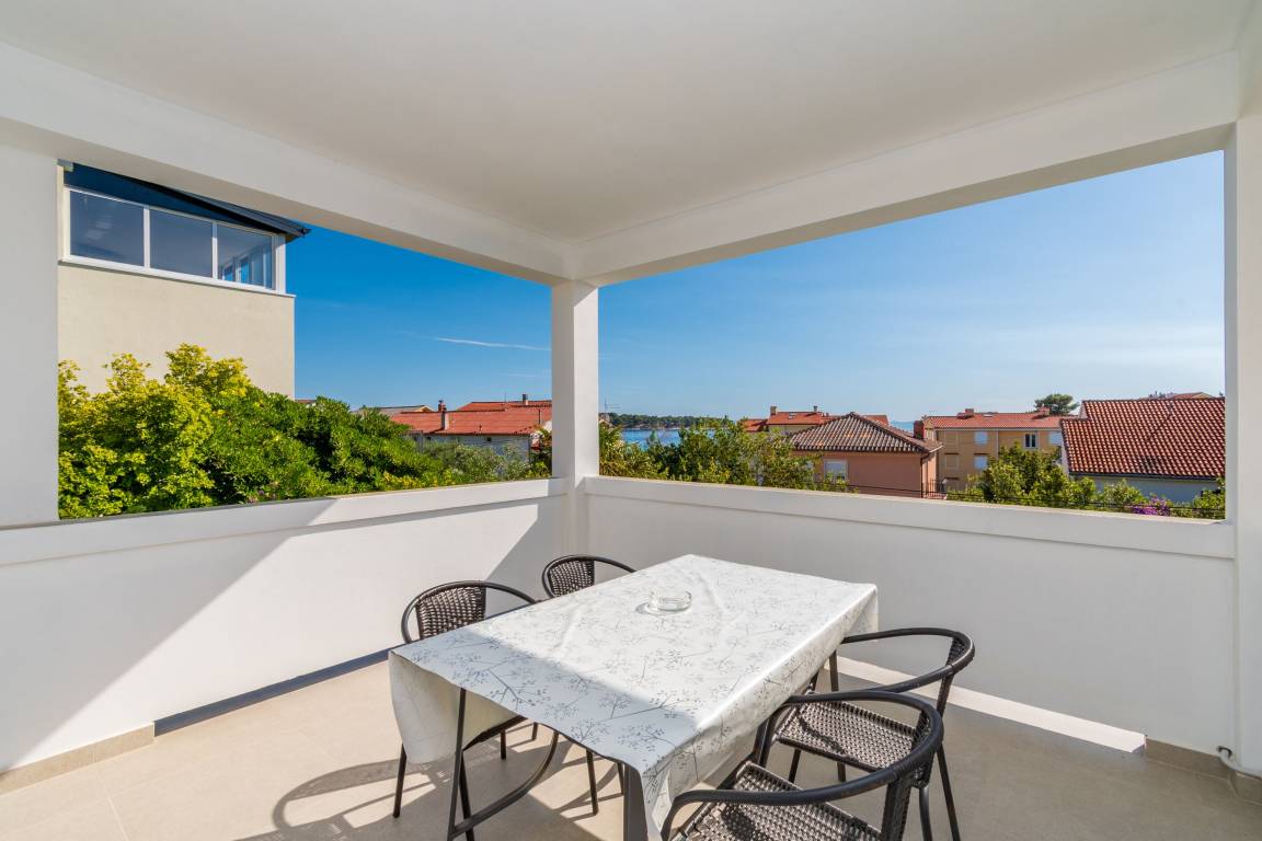 60 M² Apartamento ∙ 2 Habitaciones ∙ 4 Huéspedes - Rab