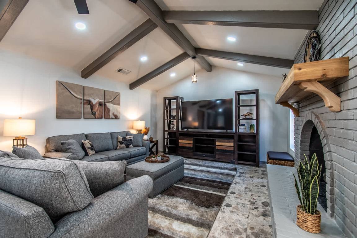 Apartment ∙ 5 Bedrooms ∙ 19 Guests - Corpus Christi, TX