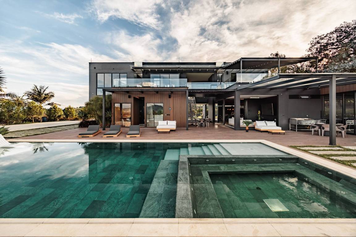 1000 M² Villa ∙ 6 Habitaciones ∙ 14 Huéspedes - Rionegro