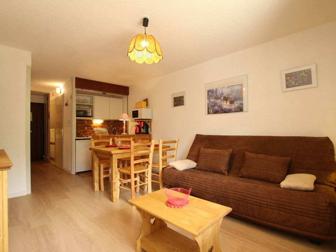 28 M² Studio Flat ∙ 1 Bedroom ∙ 4 Guests - Briançon
