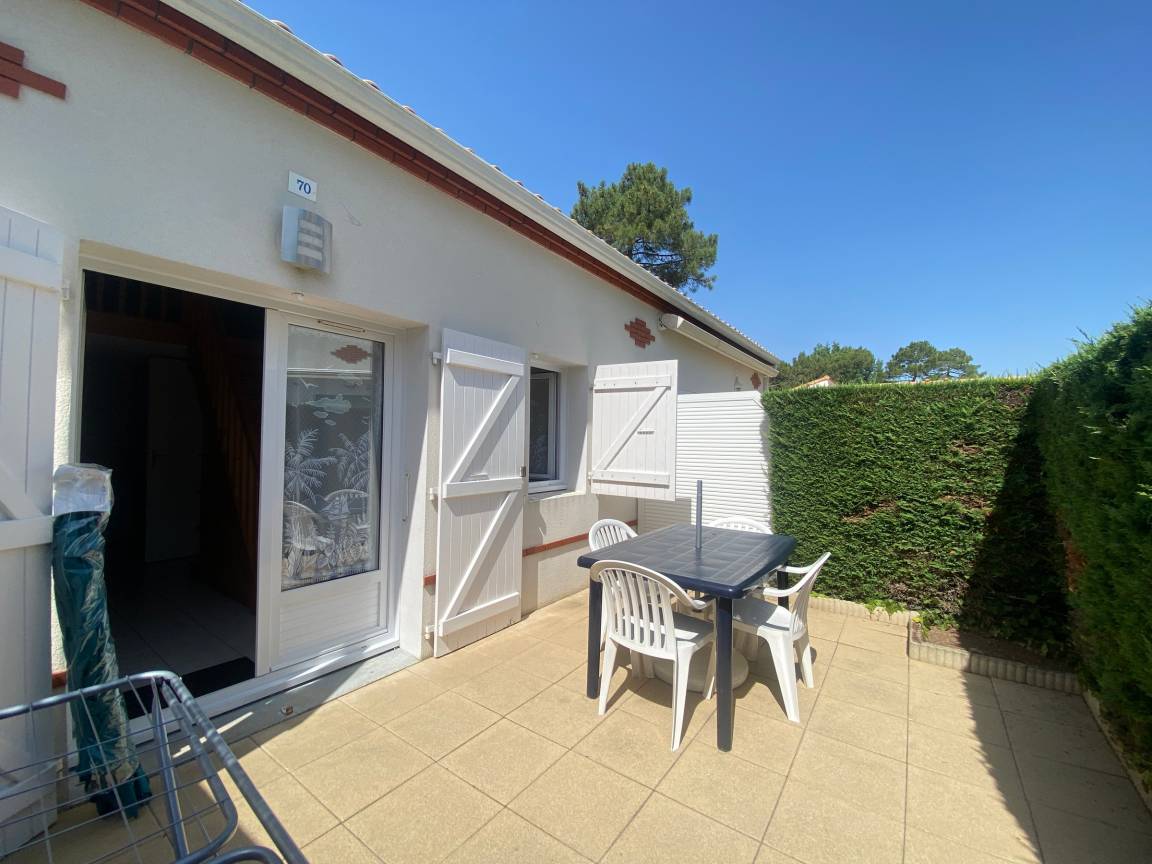 30 M² House ∙ 1 Bedroom ∙ 4 Guests - Angles