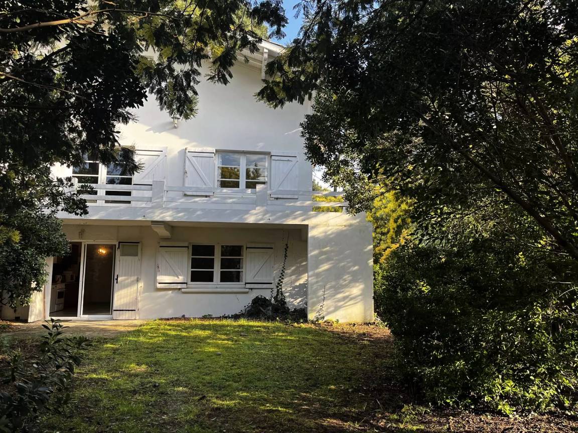 150 M² Ferienhaus ∙ 4 Schlafzimmer ∙ 8 Gäste - Biscarrosse