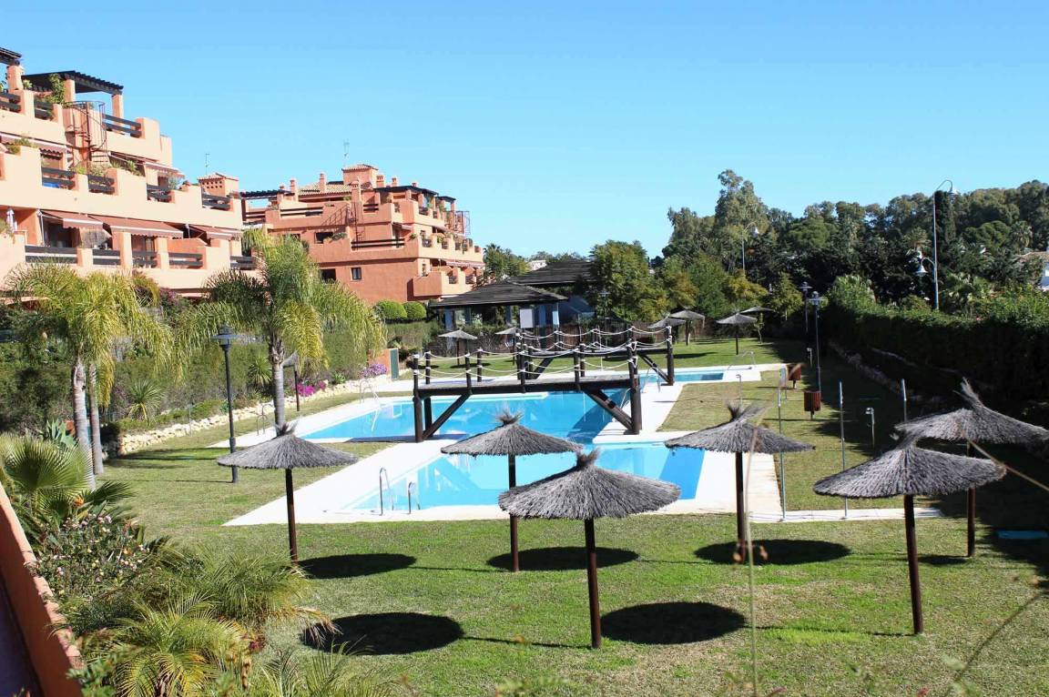 65 M² Apartment ∙ 1 Bedroom ∙ 2 Guests - Estepona