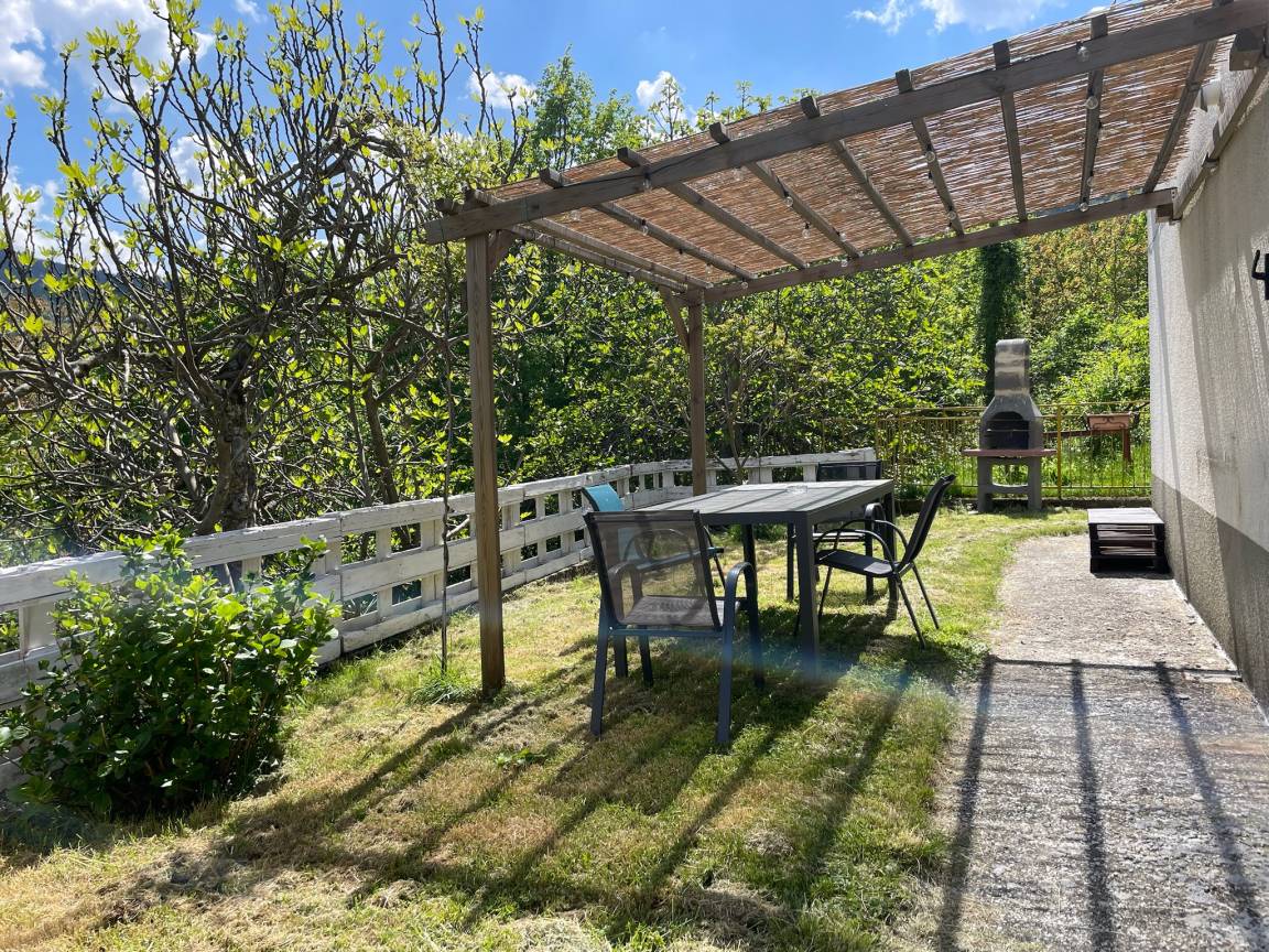 100 M² House ∙ 2 Bedrooms ∙ 6 Guests - Pontremoli