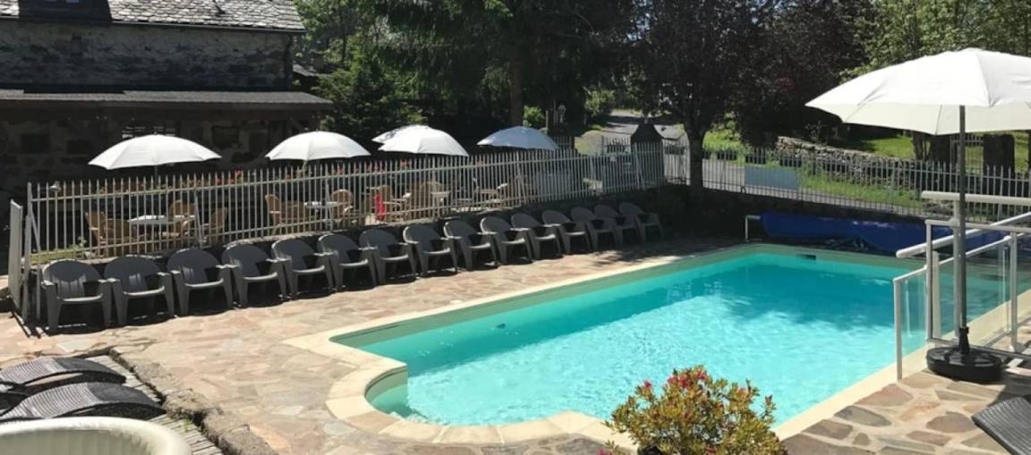 38 M² Camping ∙ 3 Chambres ∙ 6 Personnes - Aveyron