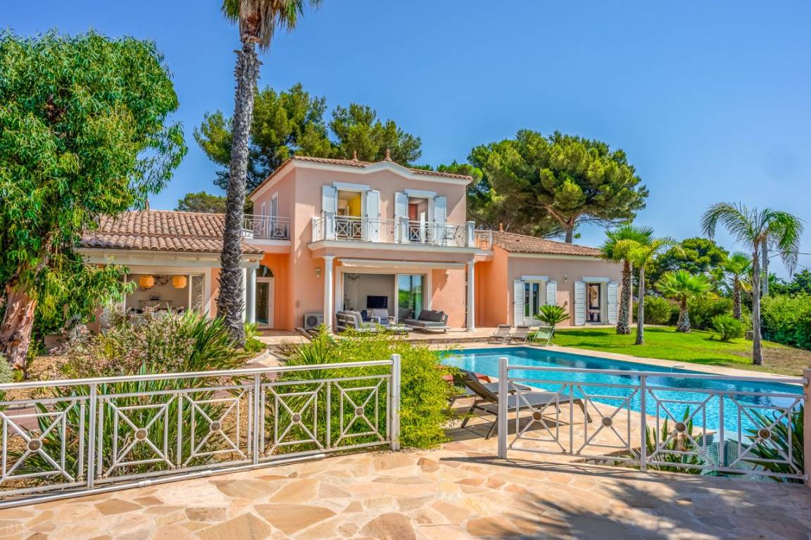 250 M² Villa ∙ 4 Slaapkamers ∙ 8 Gasten - Puget-sur-Argens