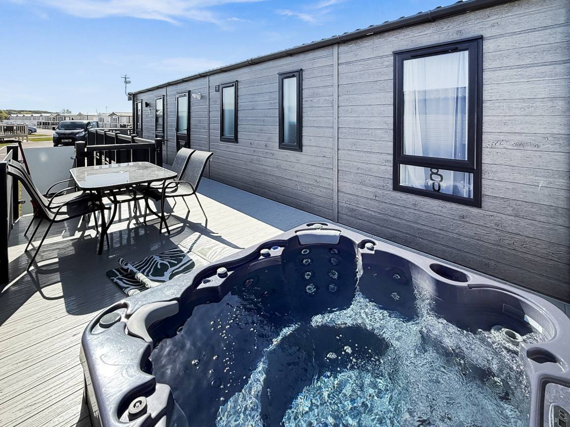 Cottage ∙ 3 Bedrooms ∙ 8 Guests - Ingoldmells