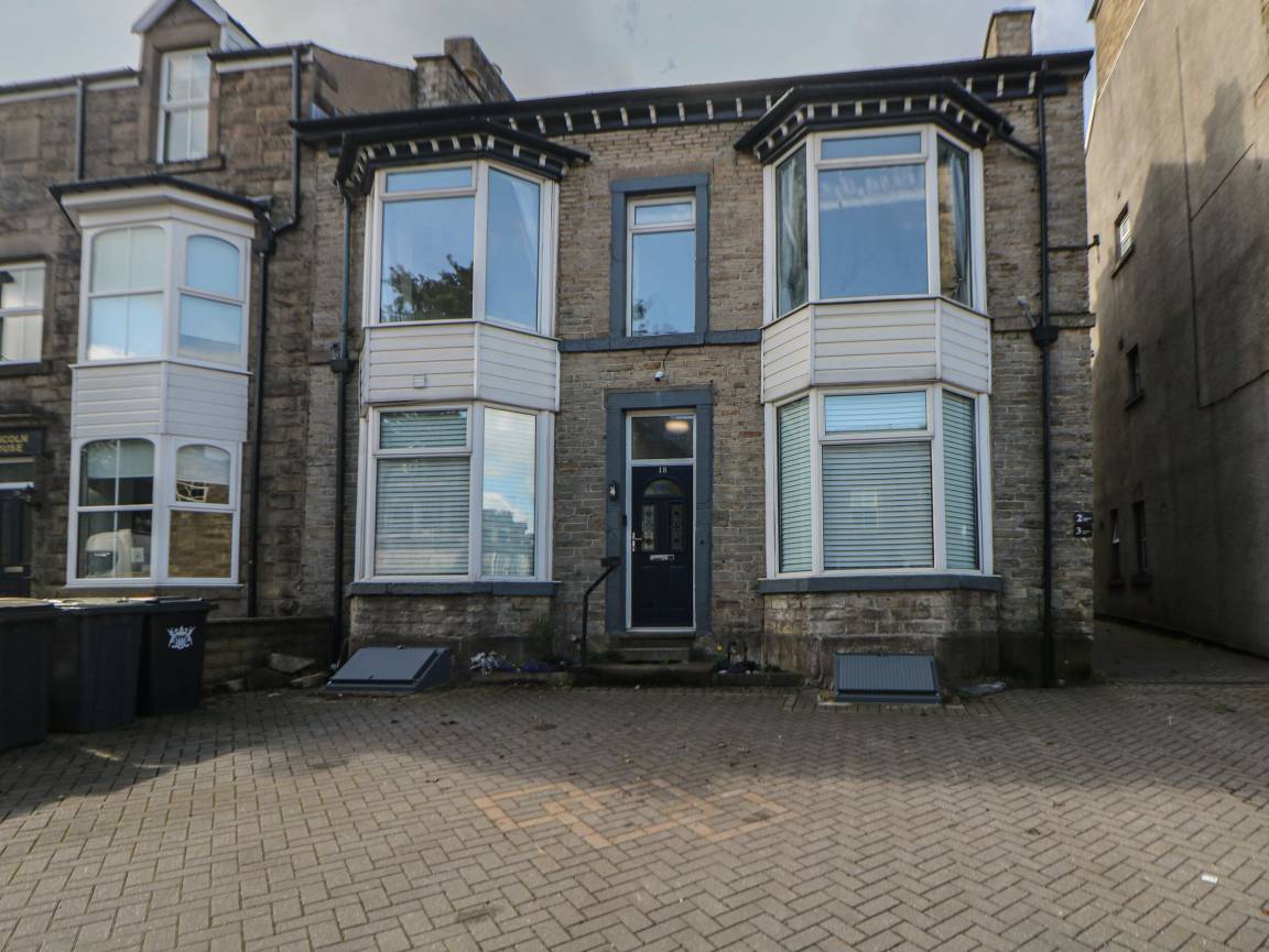 Cottage ∙ 2 Bedrooms ∙ 4 Guests - Buxton, UK