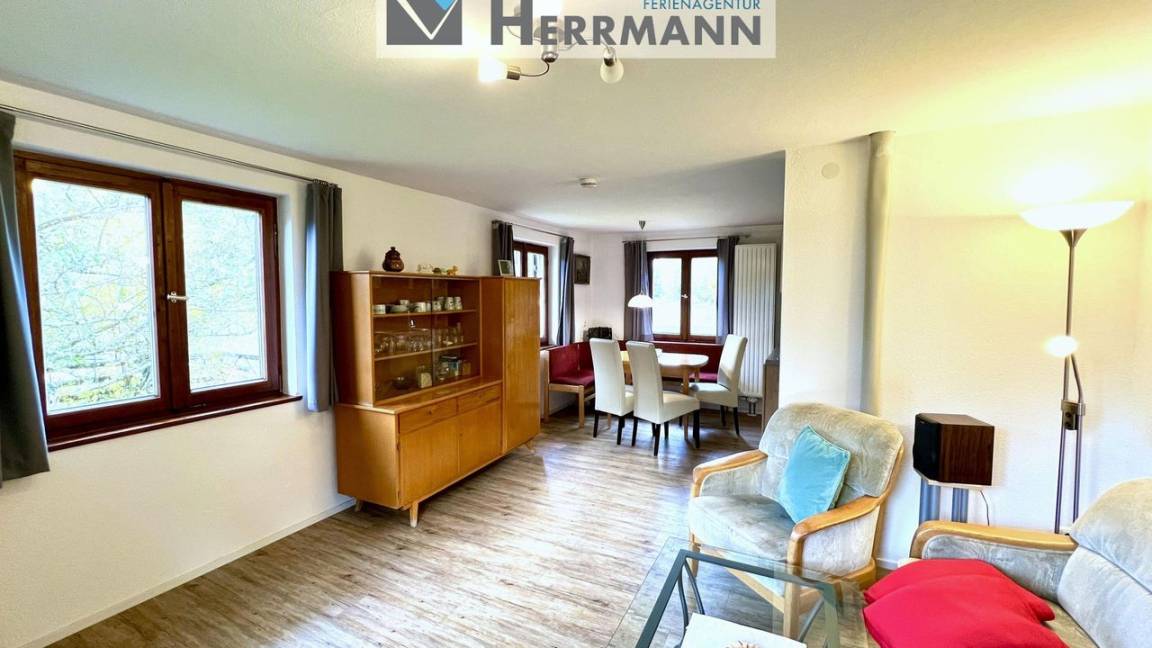 70 M² Ferienhaus ∙ 2 Schlafzimmer ∙ 4 Gäste - Füssen