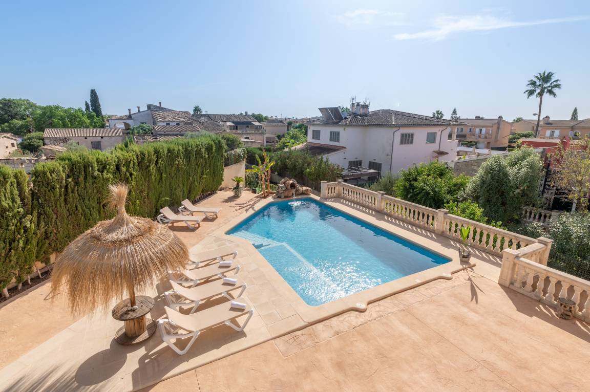 180 M² Villa ∙ 4 Bedrooms ∙ 6 Guests - Palma