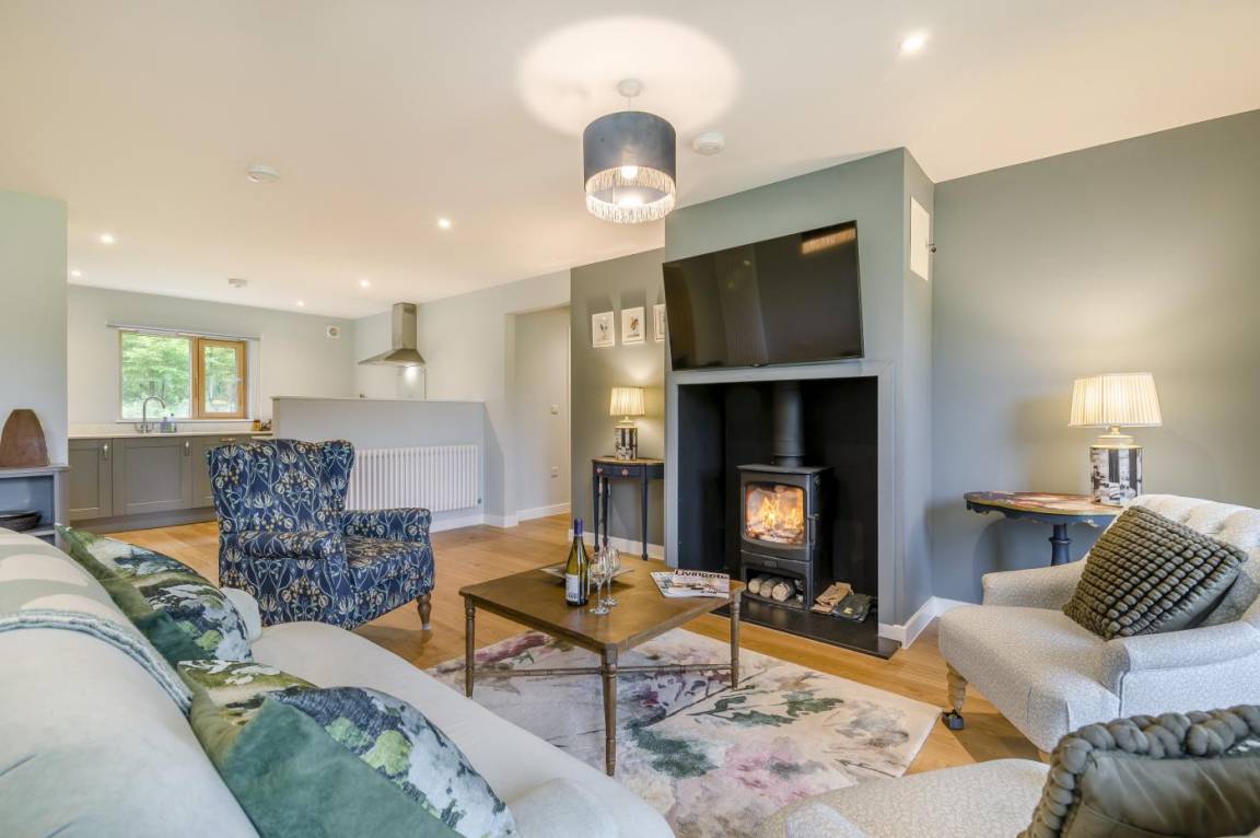 Apartment ∙ 2 Bedrooms ∙ 4 Guests - Warminster