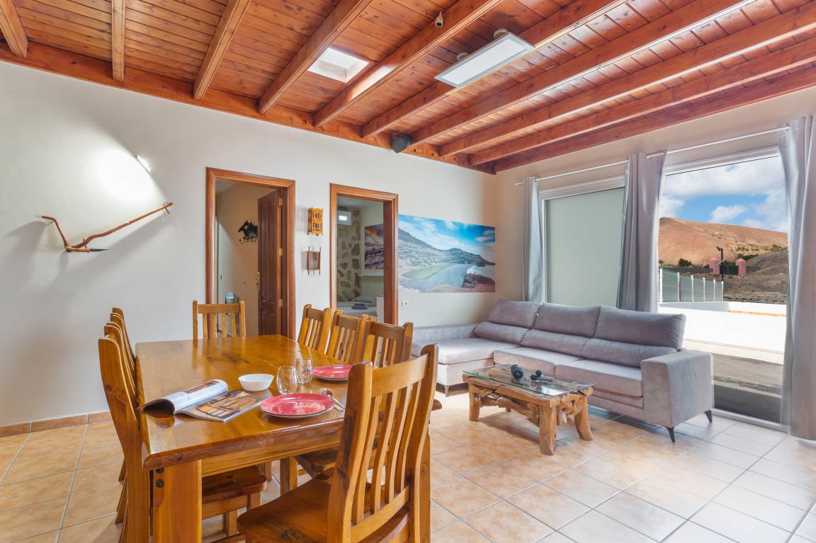 100 M² Maison De Campagne ∙ 3 Chambres ∙ 6 Personnes - Lanzarote