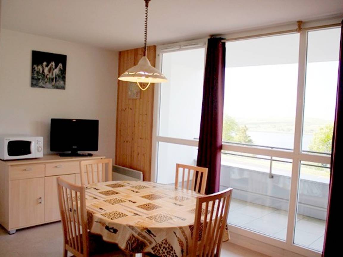 41 M² Appartement ∙ 1 Slaapkamer ∙ 6 Gasten - Murol