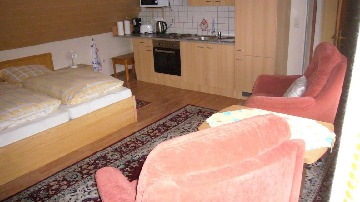 25 M² Ferienwohnung ∙ 1 Schlafzimmer ∙ 2 Gäste - Schneverdingen