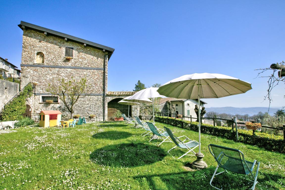 80 M² Apartment ∙ 2 Bedrooms ∙ 6 Guests - Gargnano