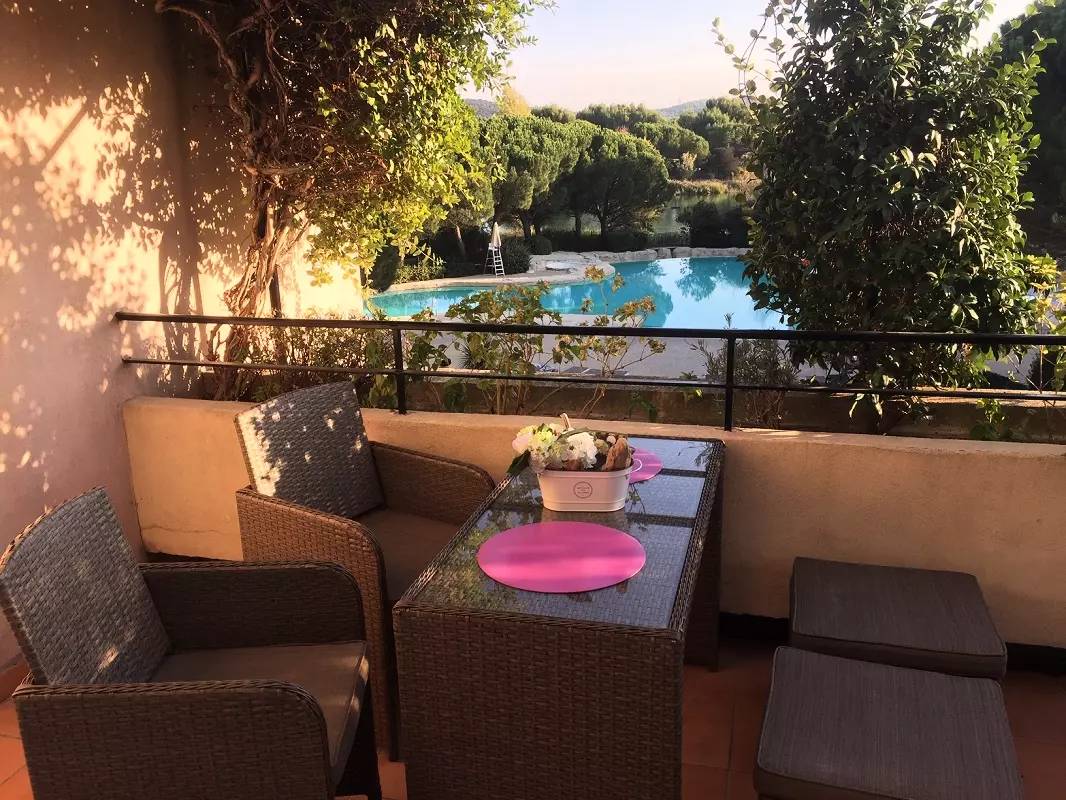 42 M² Appartement ∙ 1 Chambre ∙ 7 Personnes - Salon-de-Provence
