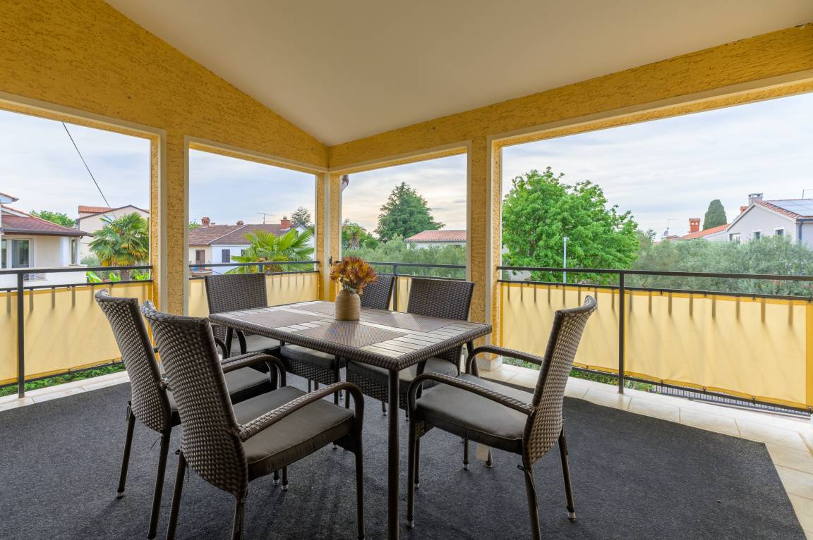 150 M² Apartment ∙ 2 Bedrooms ∙ 4 Guests - Poreč
