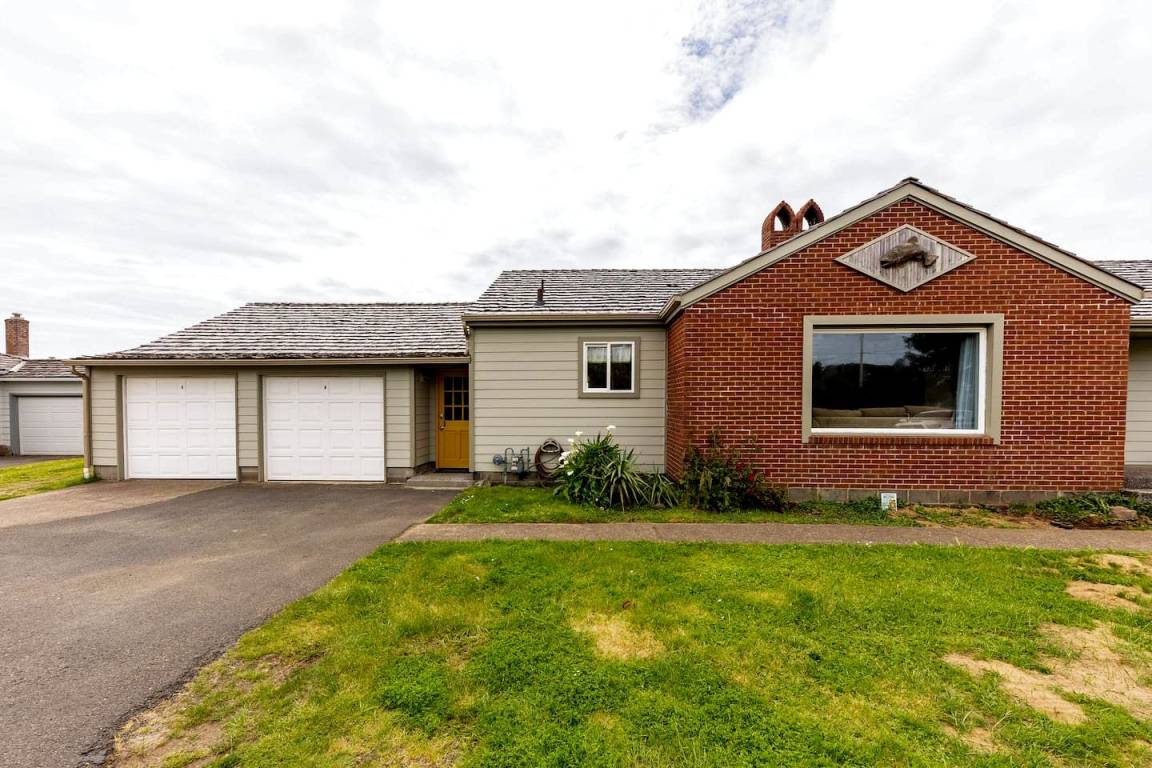 House ∙ 4 Bedrooms ∙ 10 Guests - Newport, OR