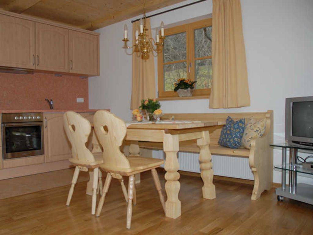 42 M² Ferienwohnung ∙ 1 Schlafzimmer ∙ 2 Gäste - Rottach-Egern