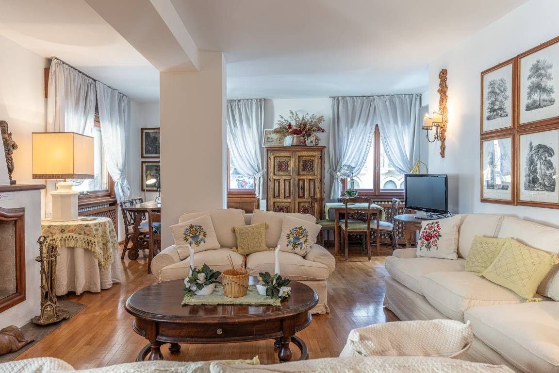 150 M² Appartement ∙ 4 Chambres ∙ 6 Personnes - Selva di Cadore