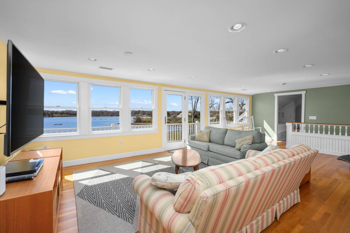 389 M² House ∙ 4 Bedrooms ∙ 10 Guests - Orleans, MA