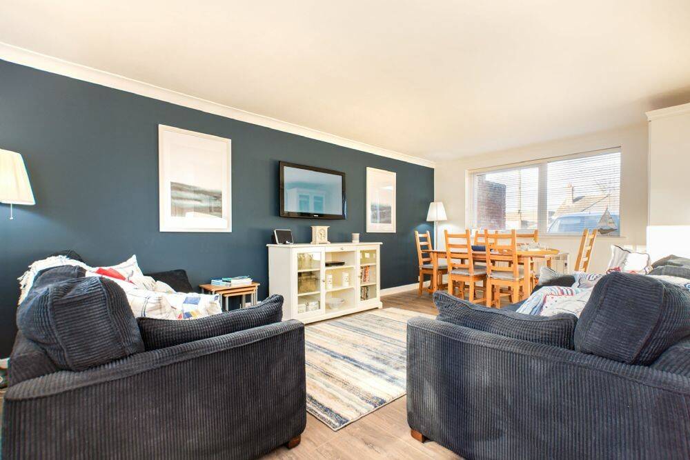 Cottage ∙ 3 Bedrooms ∙ 6 Guests - Beadnell