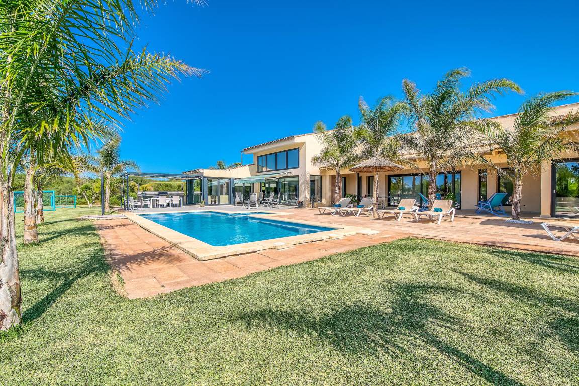 220 M² Finca ∙ 4 Slaapkamers ∙ 8 Gasten - Muro