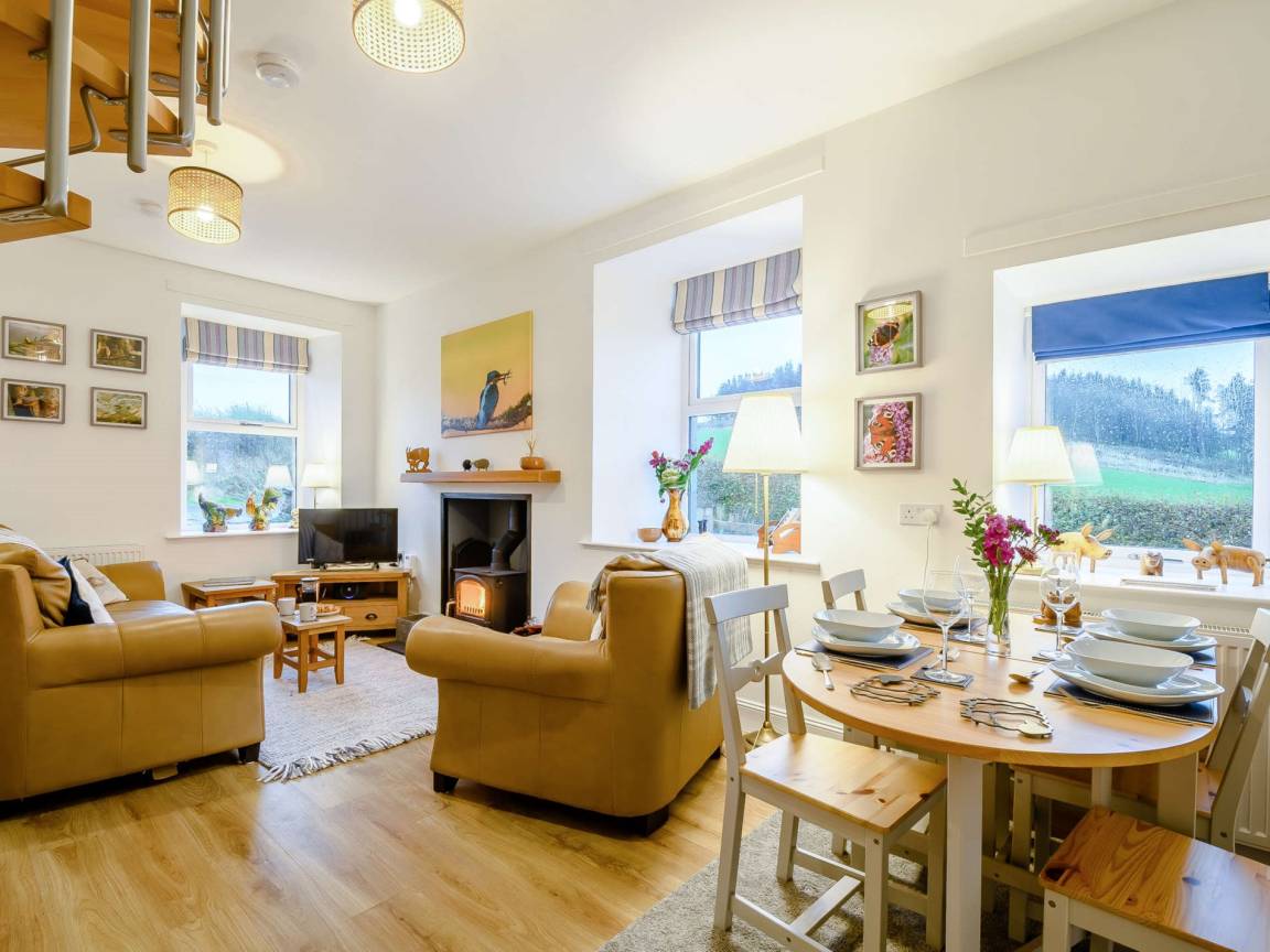 Cottage ∙ 3 Bedrooms ∙ 6 Guests - Lockerbie