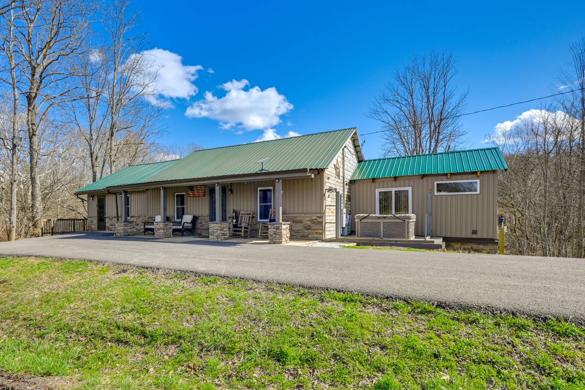 148 M² House ∙ 2 Bedrooms ∙ 6 Guests - West Virginia