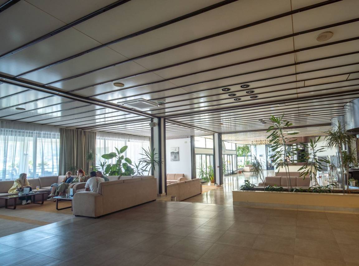 19 M² Huis ∙ 1 Slaapkamer ∙ 2 Gasten - Vis