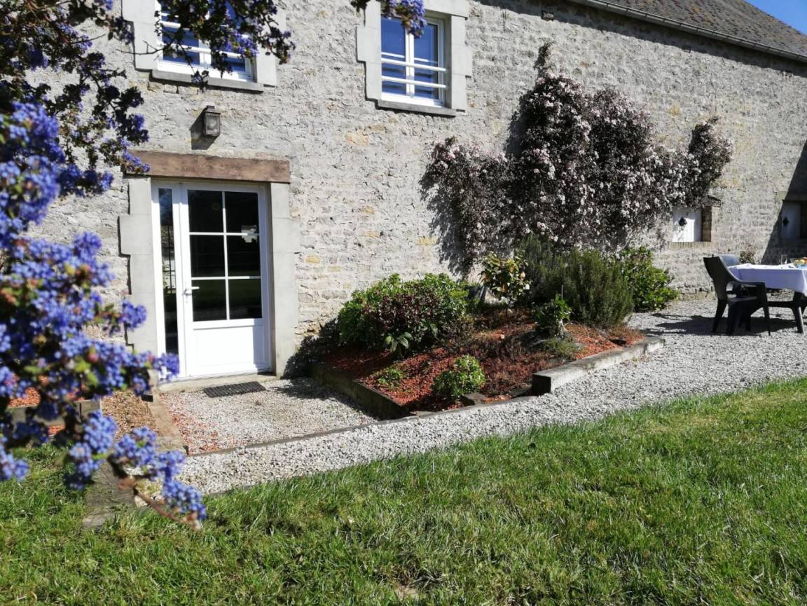 80 M² Gîte ∙ 2 Chambres ∙ 4 Personnes - Cotentin