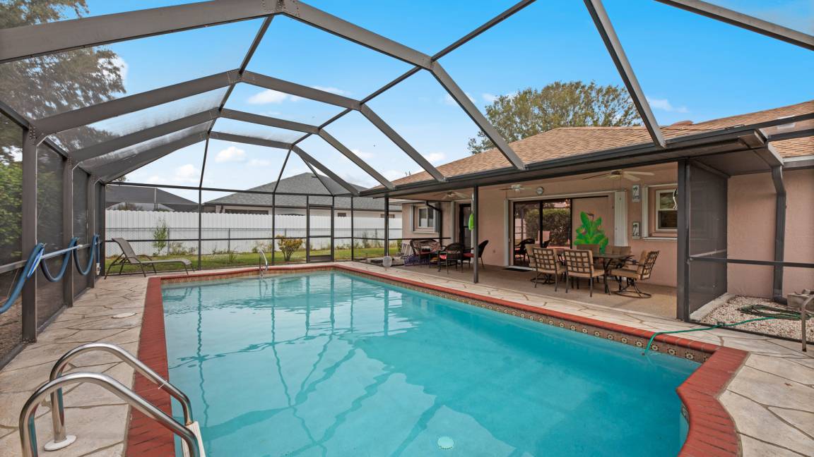 130 M² House ∙ 3 Bedrooms ∙ 6 Guests - Cape Coral, FL