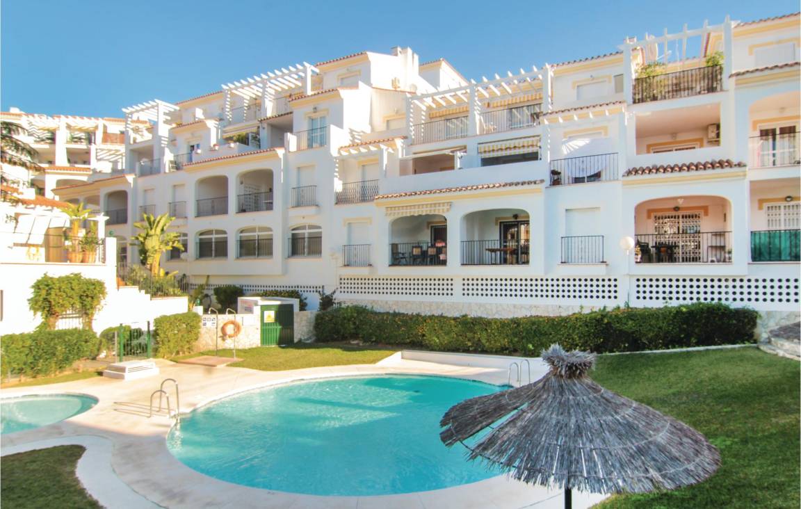 65 M² Apartamento ∙ 2 Habitaciones ∙ 4 Huéspedes - Nerja