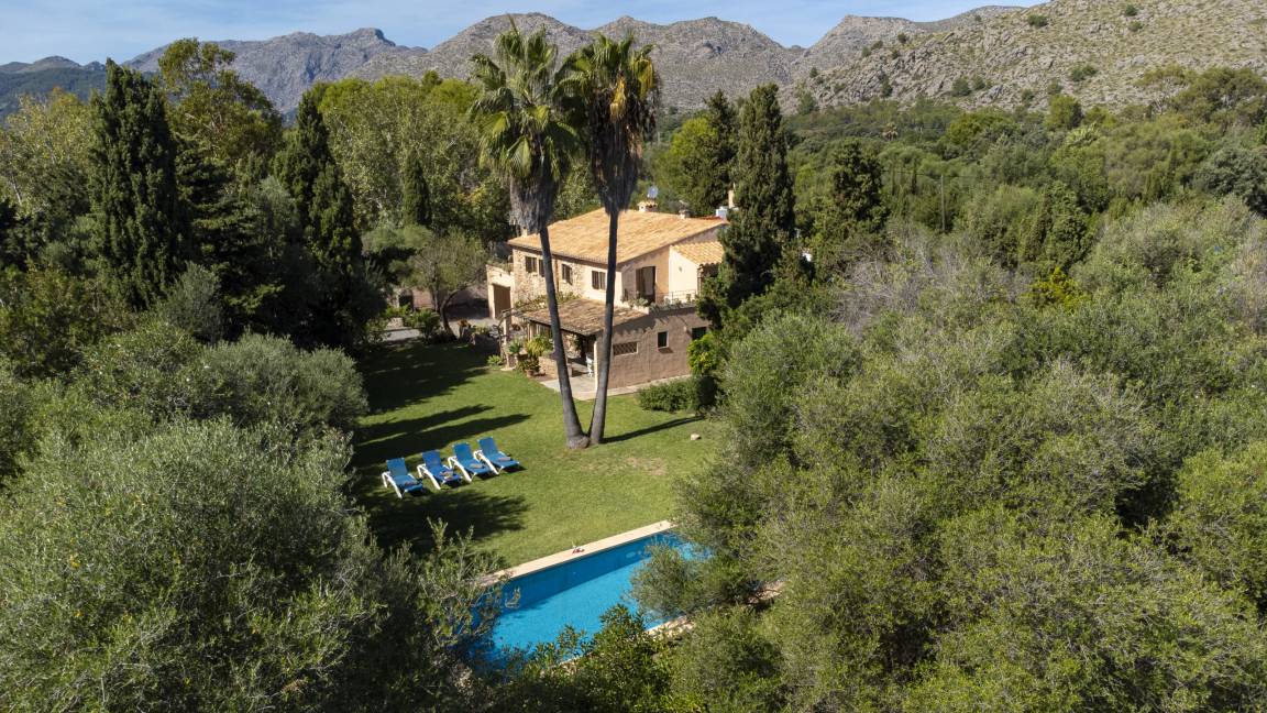 150 M² Villa ∙ 2 Bedrooms ∙ 4 Guests - Port de Pollença