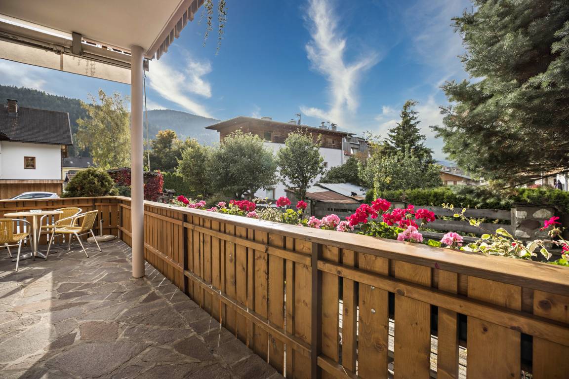 70 M² Ferienwohnung ∙ 2 Schlafzimmer ∙ 5 Gäste - Toblach