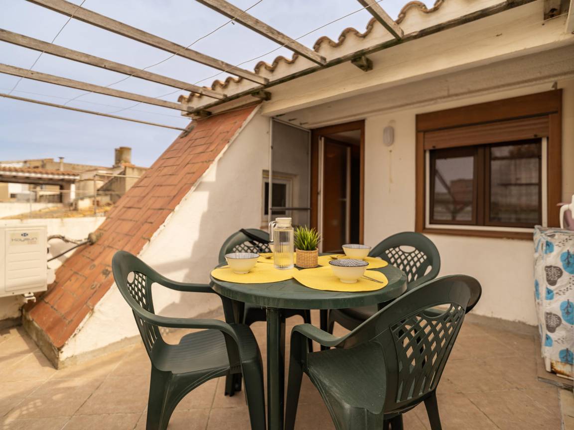 92 M² Maison De Vacances ∙ 2 Chambres ∙ 4 Personnes - L'Escala