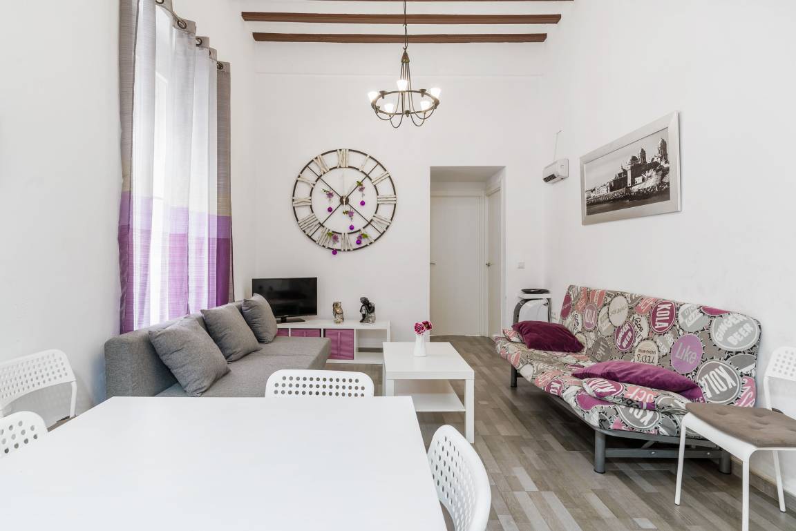 60 M² Apartamento ∙ 2 Habitaciones ∙ 4 Huéspedes - Universidad de Cádiz Rectorado