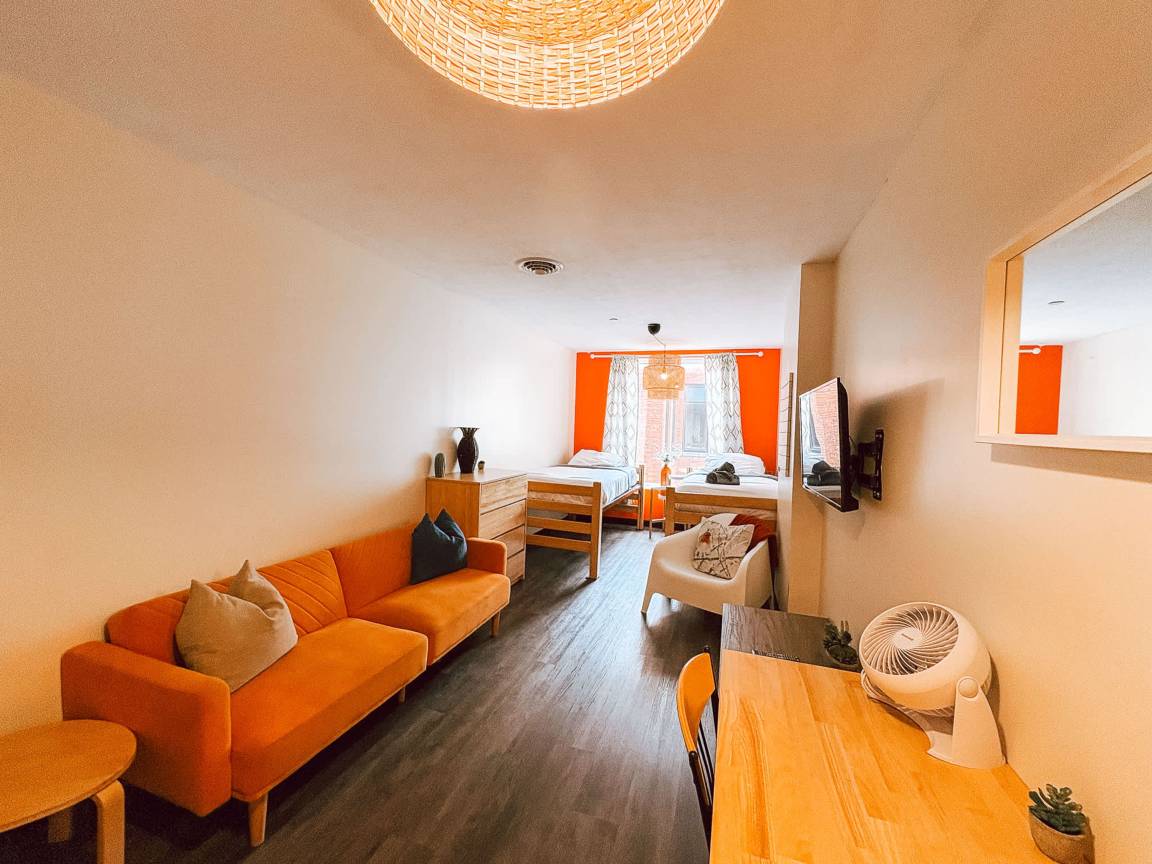 Apartment ∙ 1 Bedroom ∙ 3 Guests - Pittsburgh