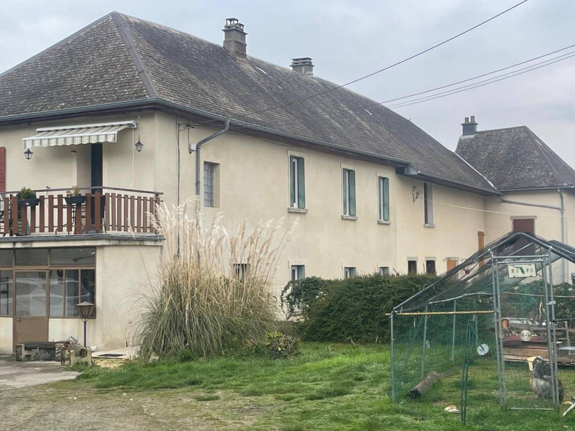 79 M² Gîte ∙ 3 Personnes - Aix-les-Bains