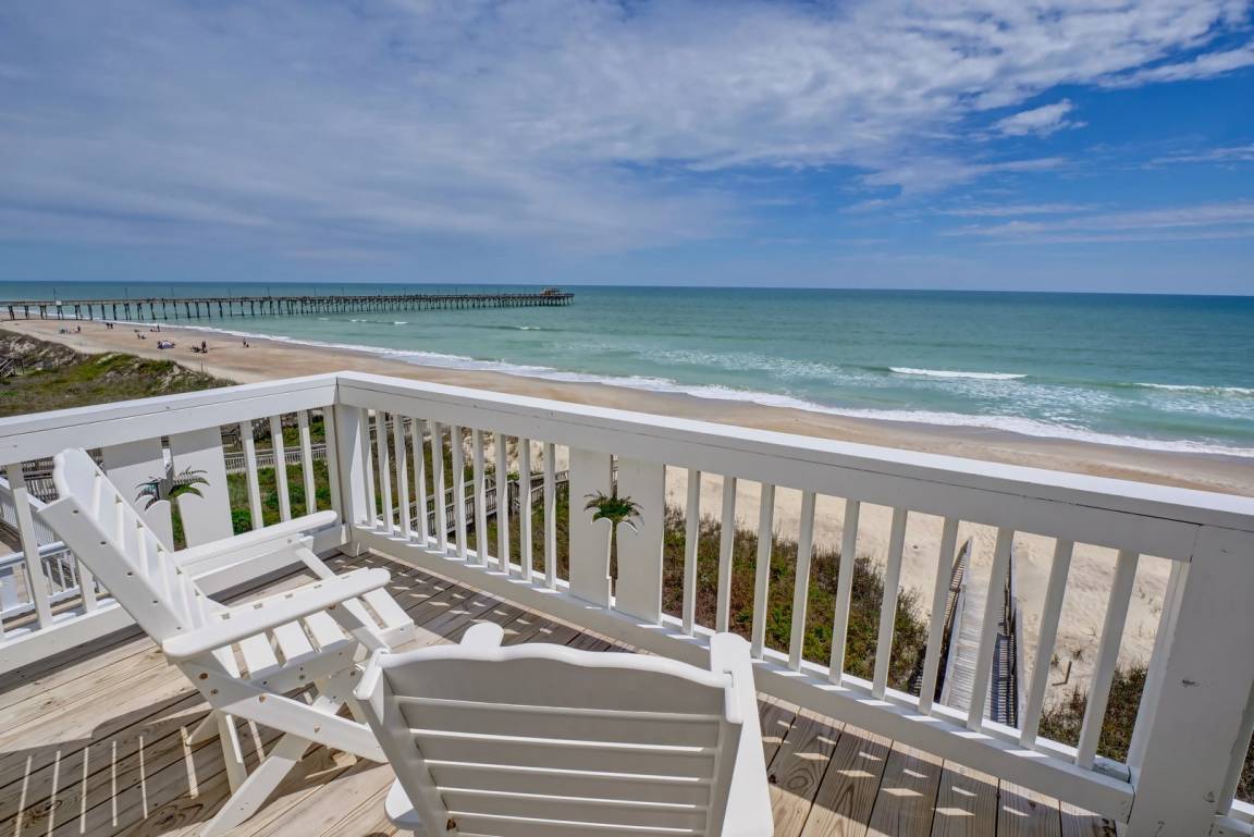 260 M² House ∙ 5 Bedrooms ∙ 12 Guests - North Topsail Beach, NC