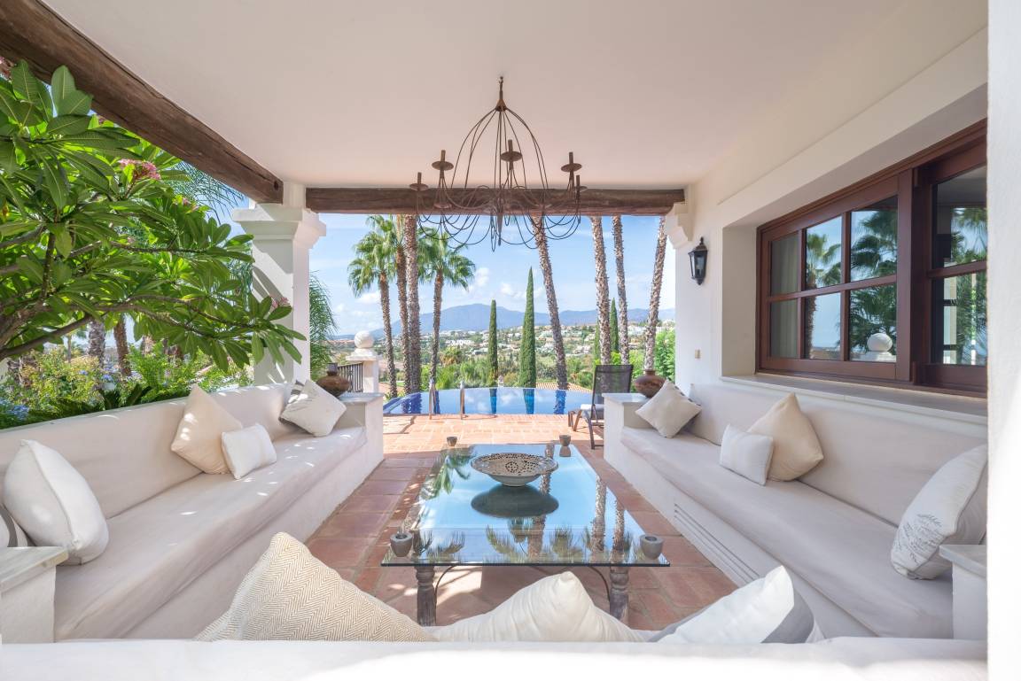 1350 M² Villa ∙ 6 Habitaciones ∙ 12 Huéspedes - Estepona