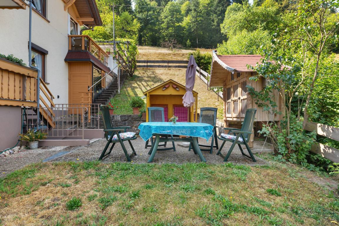 80 M² Ferienwohnung ∙ 3 Schlafzimmer ∙ 6 Gäste - Wolfach