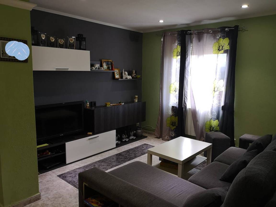 70 M² Apartamento ∙ 2 Habitaciones ∙ 4 Huéspedes - Barbastro