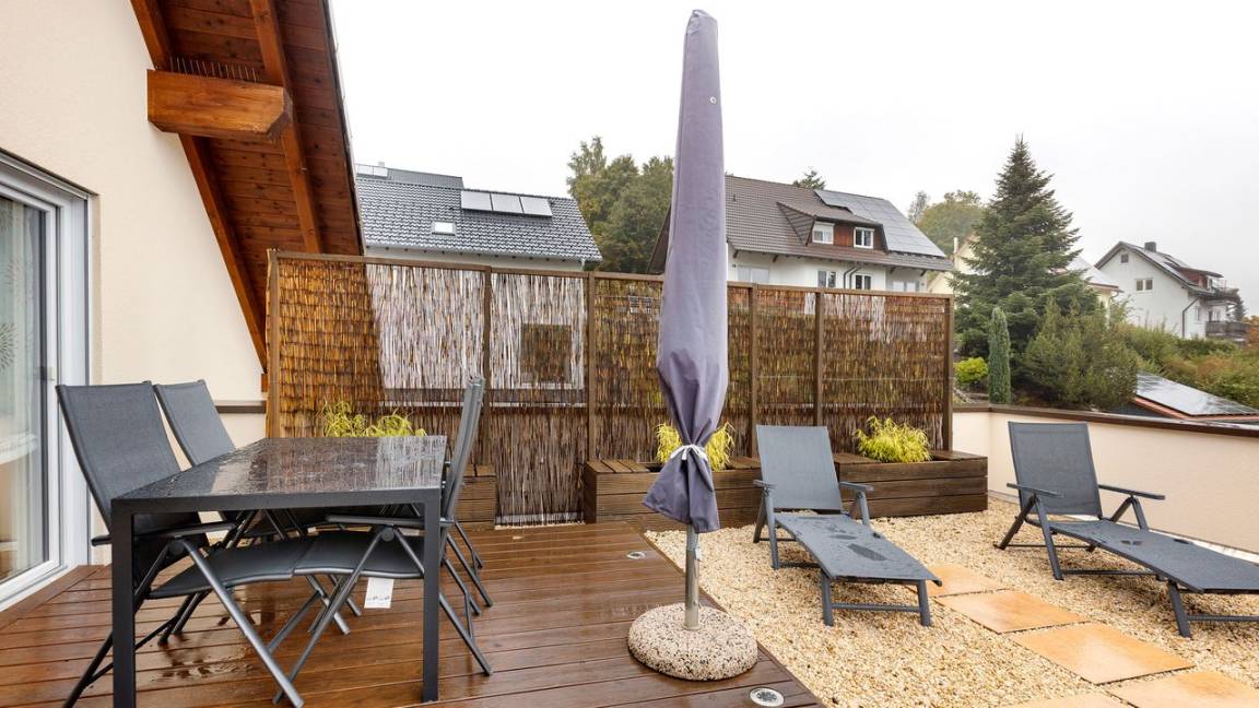 81 M² Apartment ∙ 2 Bedrooms ∙ 4 Guests - Villingen-Schwenningen