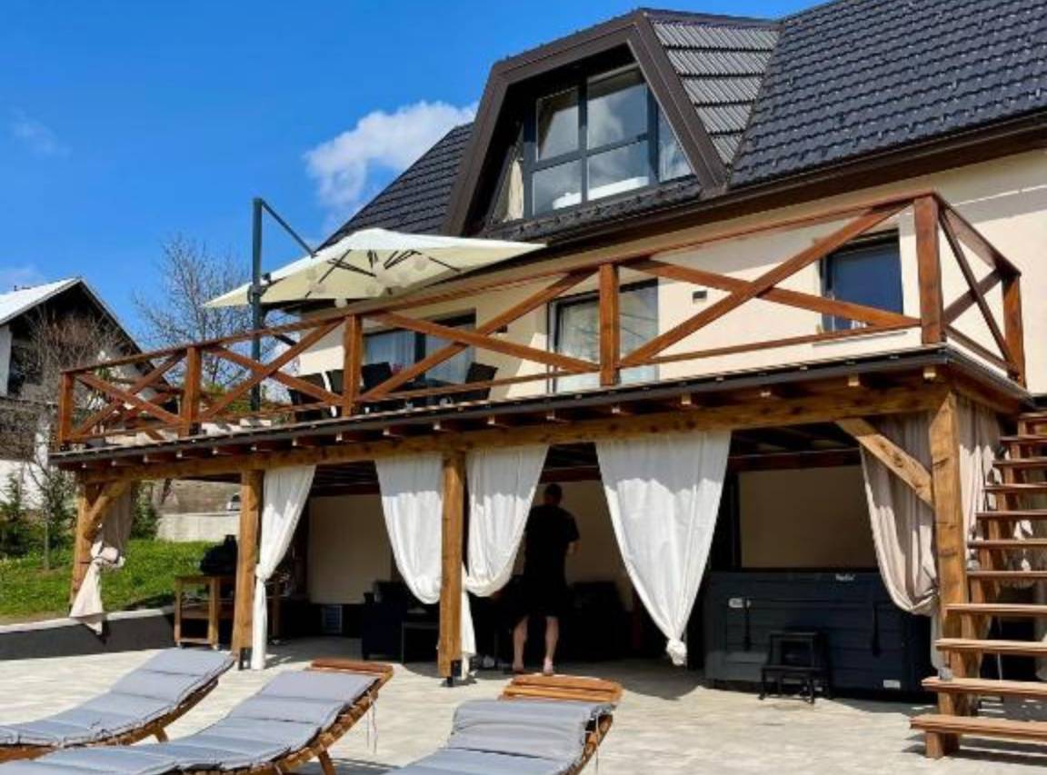 200 M² House ∙ 3 Bedrooms ∙ 10 Guests - Ogulin