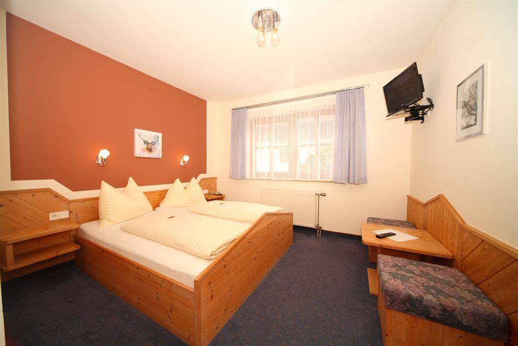 Hotel ∙ 1 Bedroom ∙ 2 Guests - Haus im Ennstal