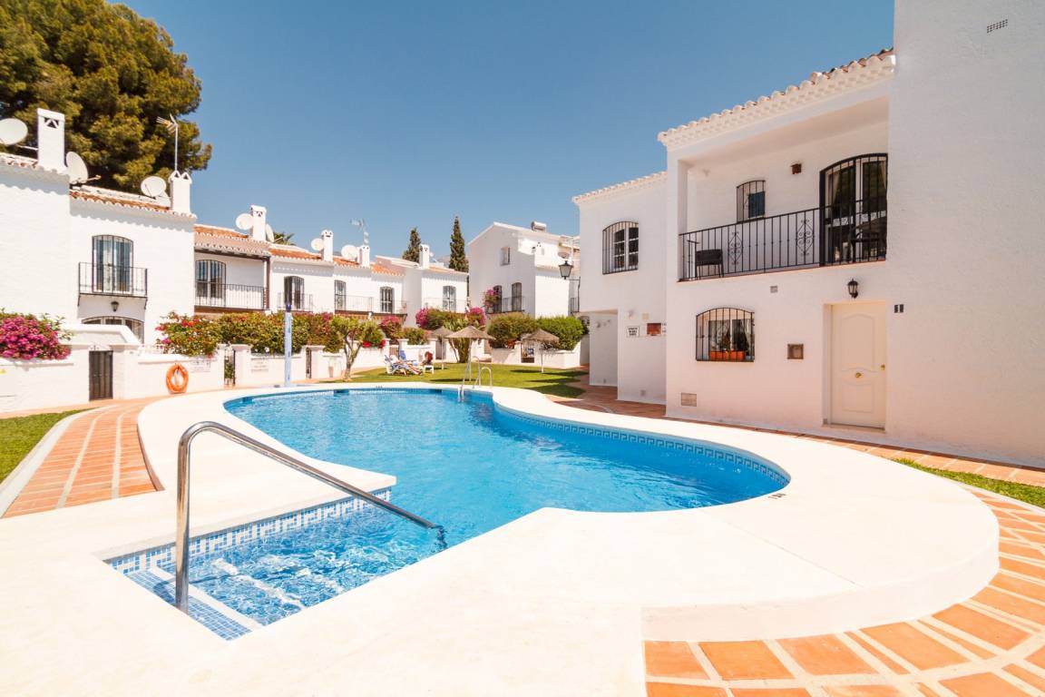 90 M² Villa ∙ 2 Habitaciones ∙ 4 Huéspedes - Nerja